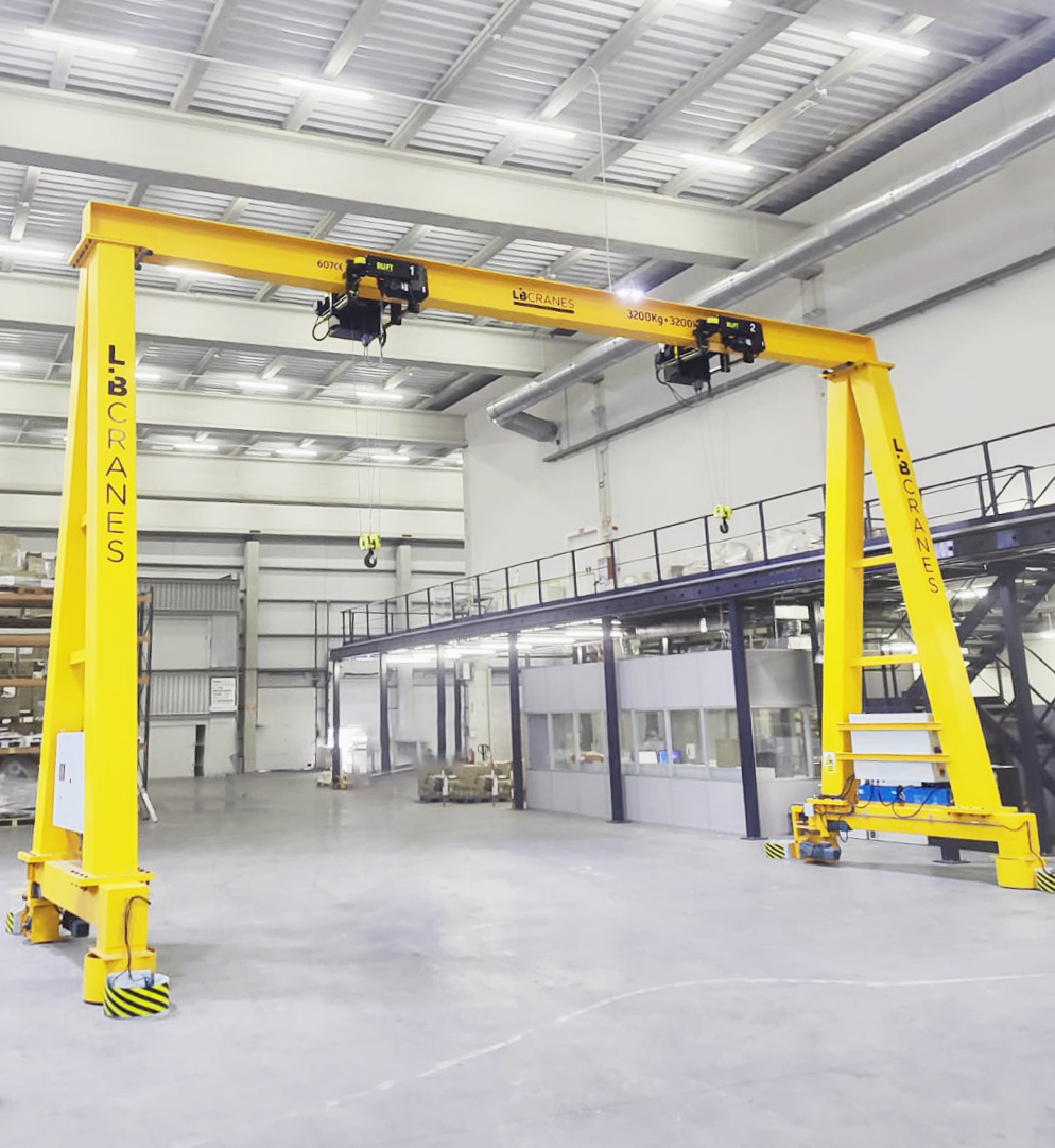 Nueva grúa pórtico móvil - LBCranes Puentes Grúa España